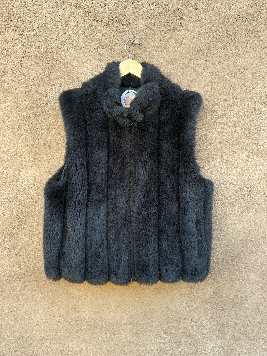 Vintage Reversible Black Faux Fur Vest – DESERT MOSS VINTAGE