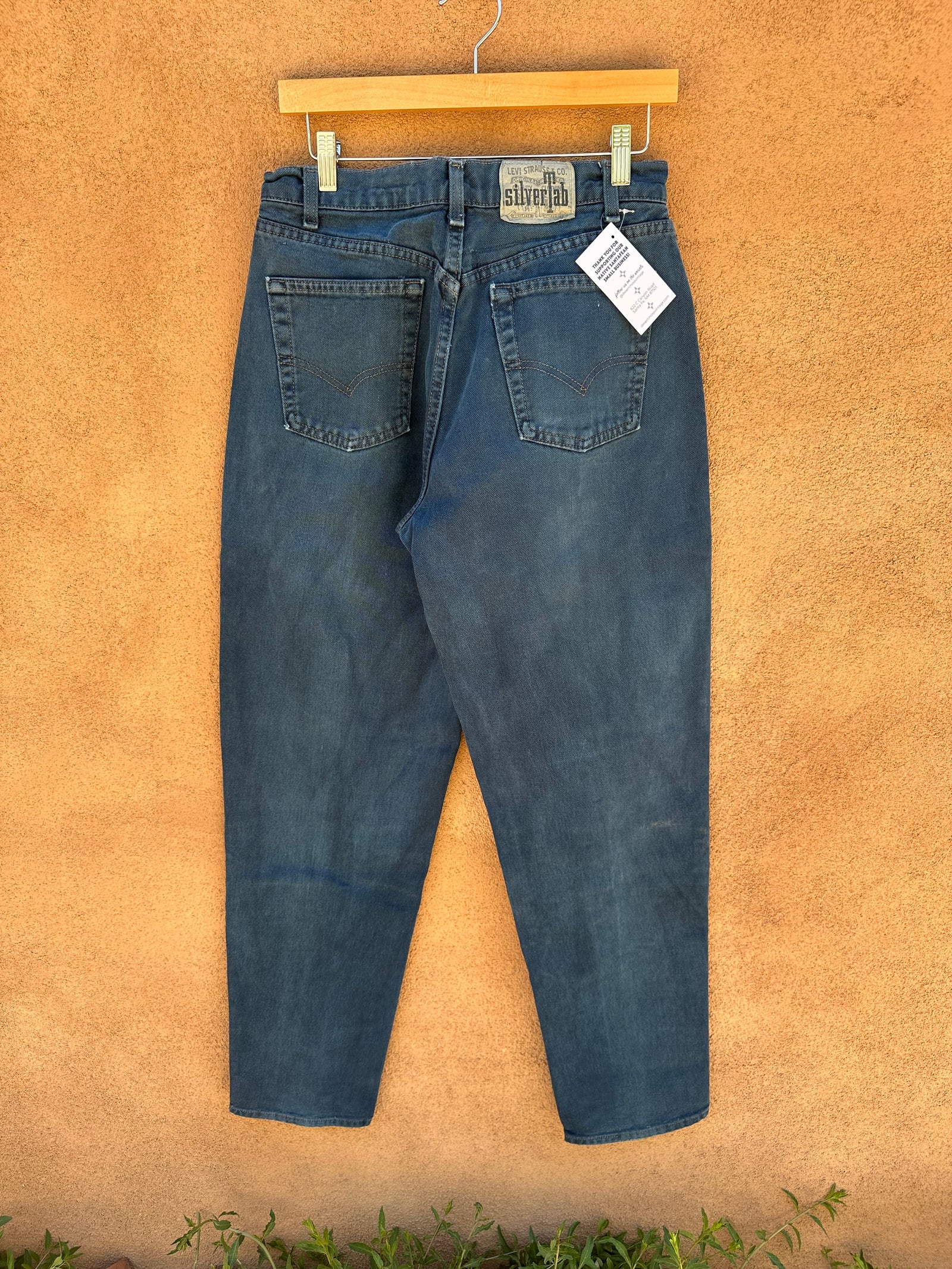 Vintage Levi's Silvertab Baggy Jeans, Waist: 30 – DESERT Vintage Levi's Silvertab Baggy Jeans, Waist: 30 – DESERT